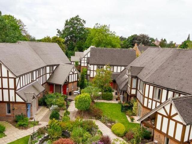 Richmond Village, Nantwich, 2 Bedroom Apartment