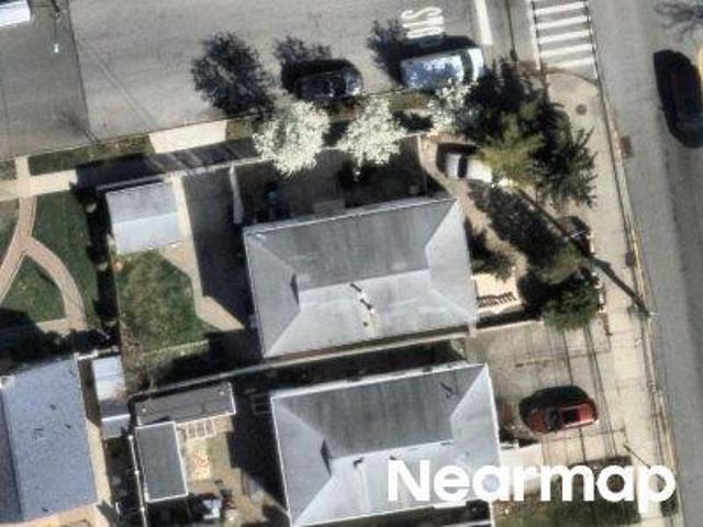 Richmond Ave