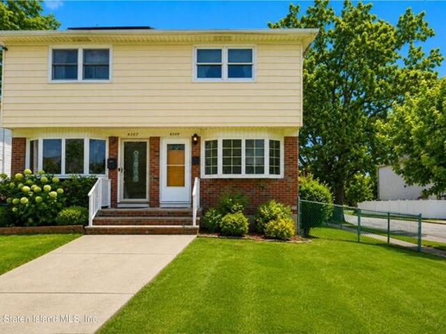Richmond Ave, Staten Island, Home For Sale