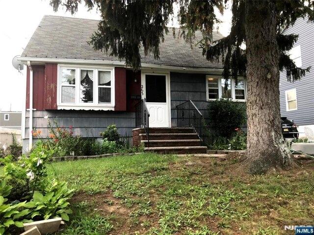 Richmond Ave, Paterson, Home For Sale