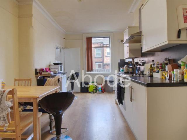 Richmond Avenue, Hyde Park, Leeds 5 bed house to rent £2,167 pcm £500 pw