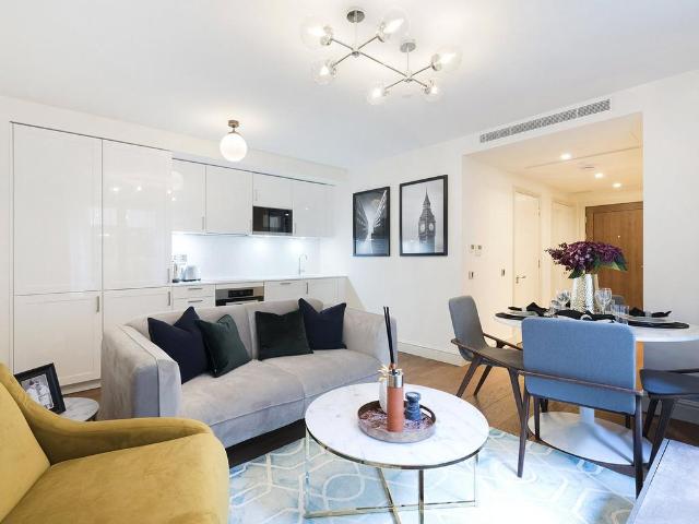 Richmond Buildings, Soho, W1D 1 bed apartment to rent £3,835 pcm £885 pw