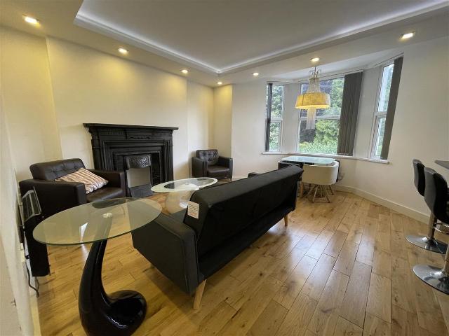 Richmond Crescent, Cardiff CF24, 1 bed flat to rent, £975 pcm | PrimeLocation