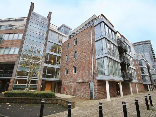 Richmond House, Bonfire Corner, Portsmouth PO1, 1 bed flat to rent, £1,300 pcm | PrimeLocation