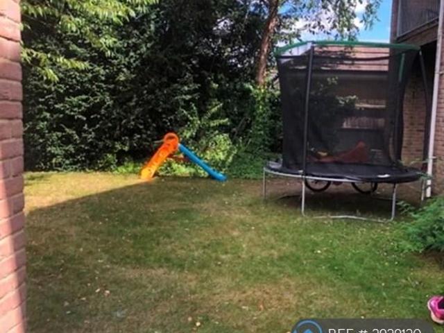 Richmond Park Road, Bournemouth, BH8 2 bed flat to rent £1,295 pcm £299 pw
