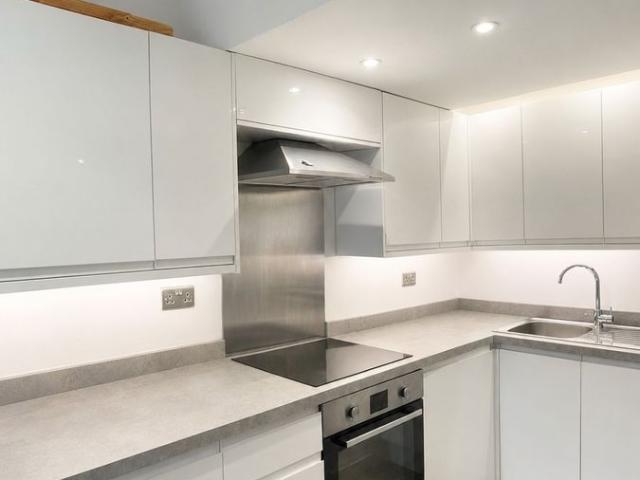 Richmond Place, Brighton BN2, 1 bed flat to rent, £1,350 pcm | PrimeLocation