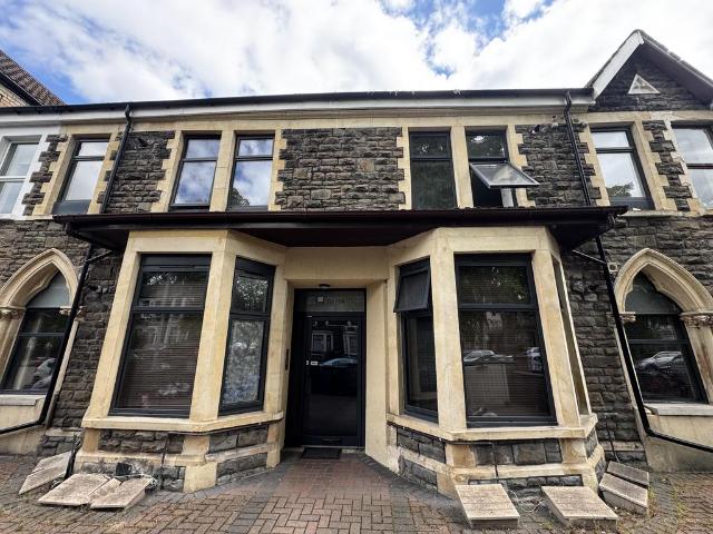 Richmond Road, CARDIFF 2 bed triplex to rent £1,450 pcm £335 pw