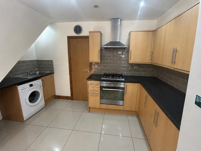 Richmond Road, Cardiff CF24, 2 bed maisonette to rent, £1,250 pcm | PrimeLocation