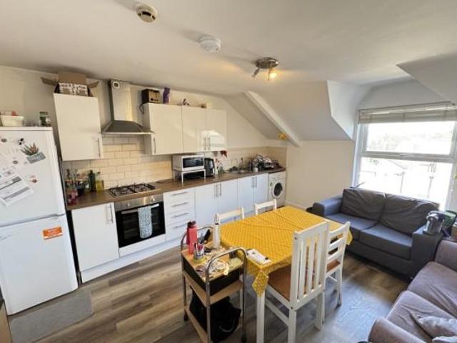 Richmond Road, Cardiff CF24 3 bed house to rent £1,950 pcm £450 pw