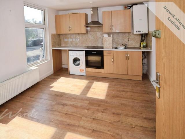 Richmond Road, Gillingham ME7, 1 bed flat to rent, £800 pcm | PrimeLocation