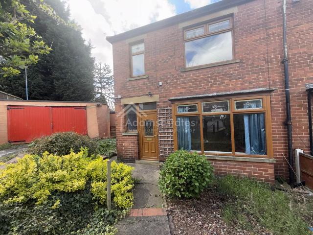Richmond Road Hanging Heaton, Batley WF17, 3 bed semi detached house to rent, £1,000 pcm | PrimeLocation