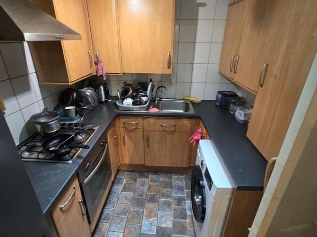 Richmond Road, Kingston Upon Thames KT2, 2 bed bungalow to rent, £1,650 pcm | PrimeLocation