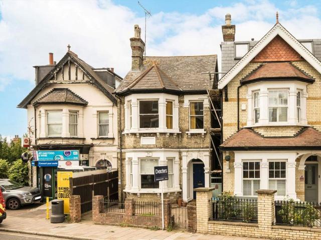 Richmond Road, Kingston Upon Thames KT2 2 bed flat to rent £2,000 pcm £462 pw