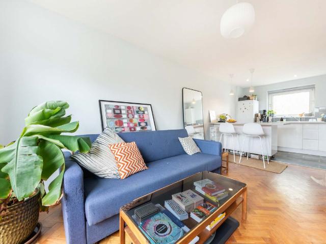 Richmond Road, London N15, 1 bed flat to rent, £1,575 pcm | PrimeLocation