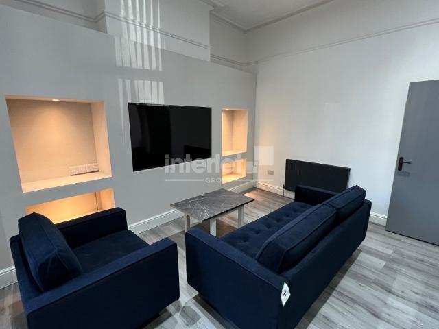 Richmond Road, Property #6455