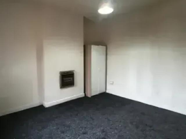 Richmond Road, Warley Wigorn, B66 4ED, United Kingdom | 3 bed apartment for rent #144438312 | Rentberry