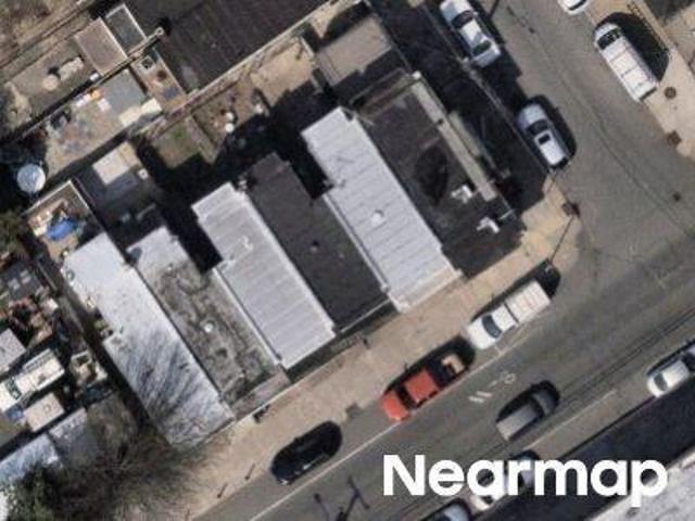 Richmond St