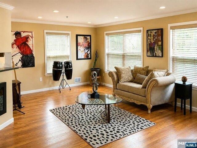 Richmond St Unit,newark, Home For Sale