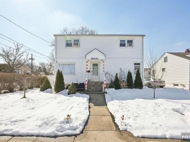 Richmond St, Lodi, Home For Sale