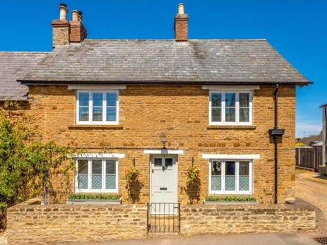 Richmond Street, Kings Sutton, 3 Bedroom End