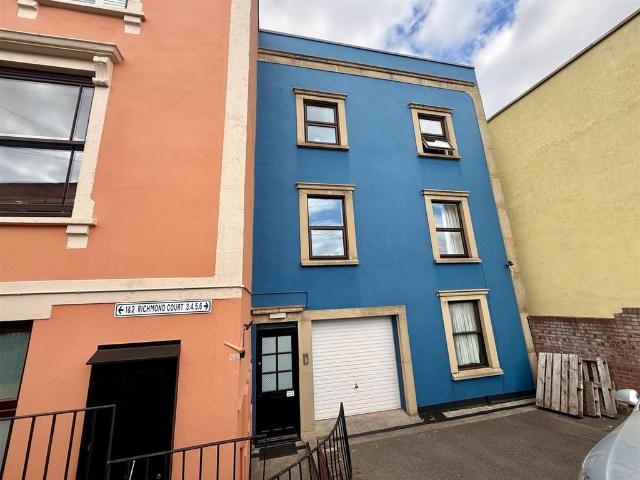 Richmond Street, Richmond Court, BS3 1 bed flat to rent £1,225 pcm £283 pw