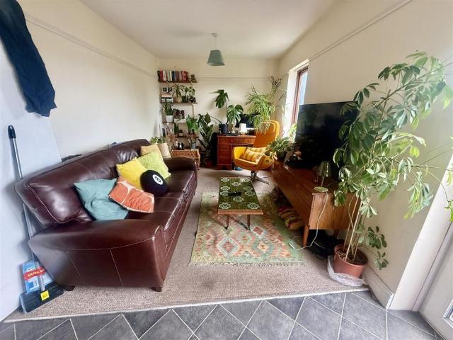 Richmond Street, Richmond Court, BS3