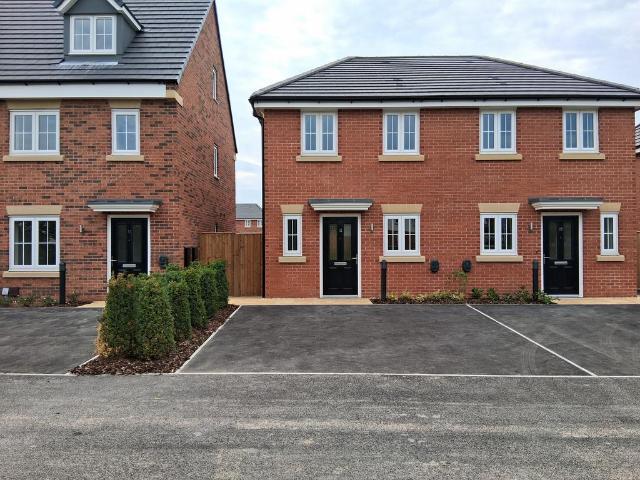 Richmont at Lunts Heath, Lunts Heath. 2 bed semi detached house to rent £1,295 pcm £299 pw