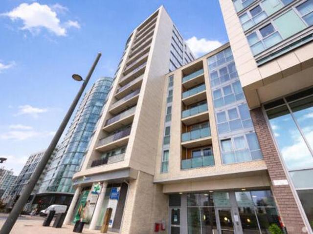 Rick Roberts Way, London, 3 Bedroom Apartment