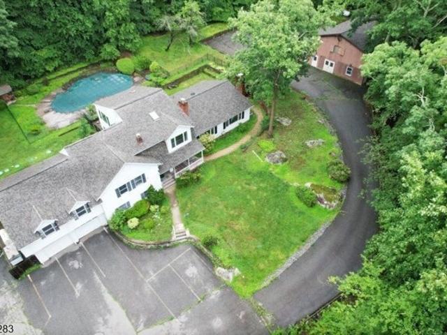 Ricker Dr, Ringwood, Home For Sale