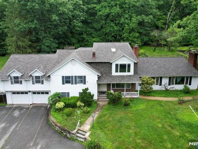 Ricker Dr, Ringwood, Home For Sale