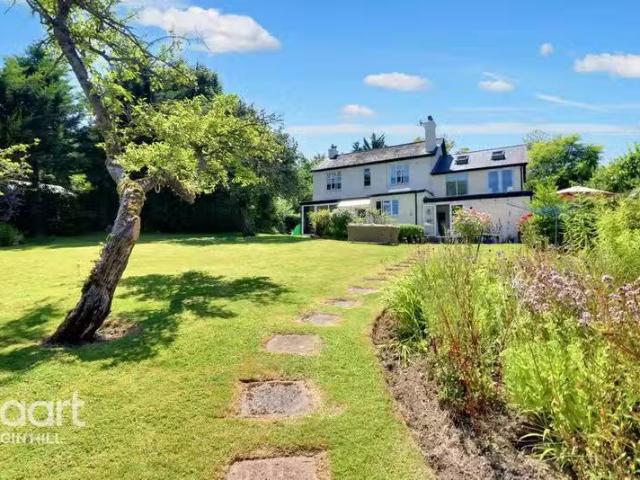 Ricketts Hill Road, Tatsfield 5 bed detached house for sale.