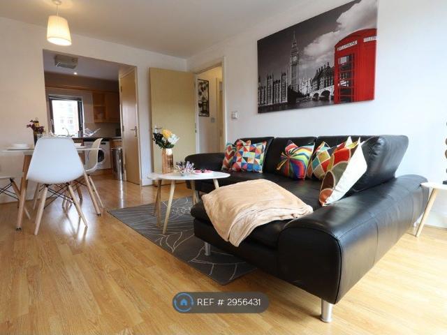 Rickman Drive, Birmingham B15, 2 bed flat to rent, £1,200 pcm | PrimeLocation