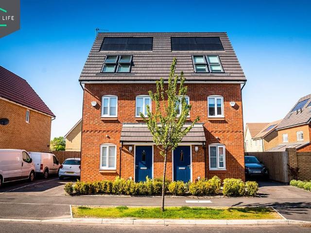 Riddell Way, St. Helens WA9, 3 bed semi detached house to rent, £1,260 pcm | PrimeLocation