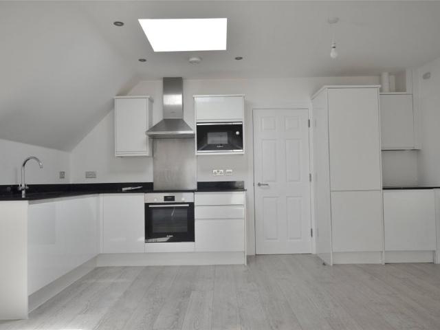 Riddlesdown Road, Purley, CR8