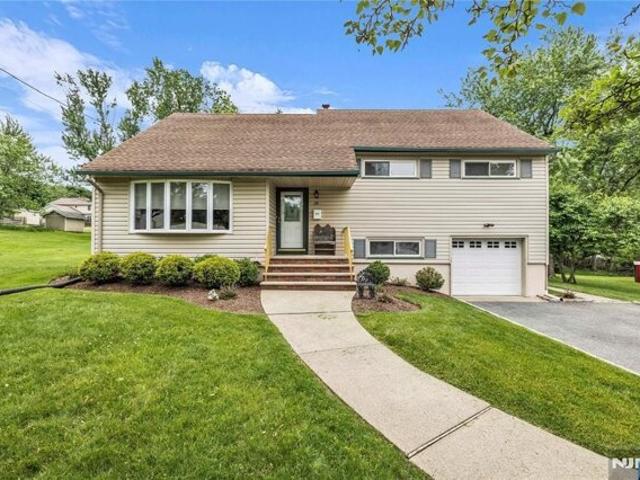 Ridge Ct, Cedar Grove, Home For Sale