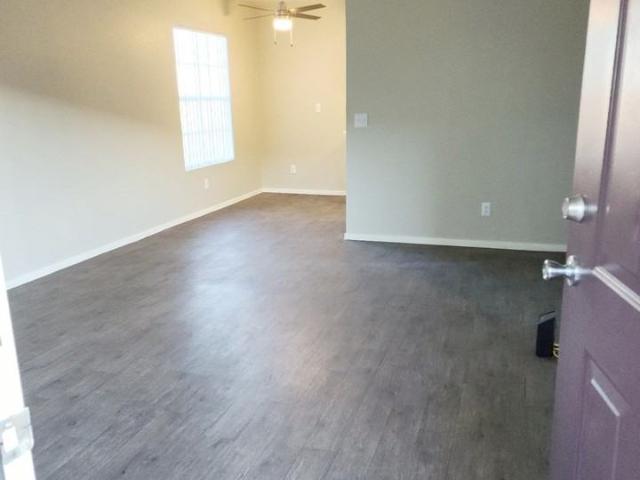Ridge Falls Apartments 2 Bedroom Apartment for Rent at 2895 E Charleston Blvd, Las Vegas, NV 89104