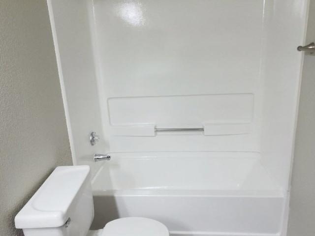 Ridge Falls Apartments 2 Bedroom Apartment for Rent at 2895 E Charleston Blvd, Las Vegas, NV 89104