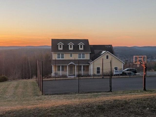 Ridge Rd, Athol, Home For Sale