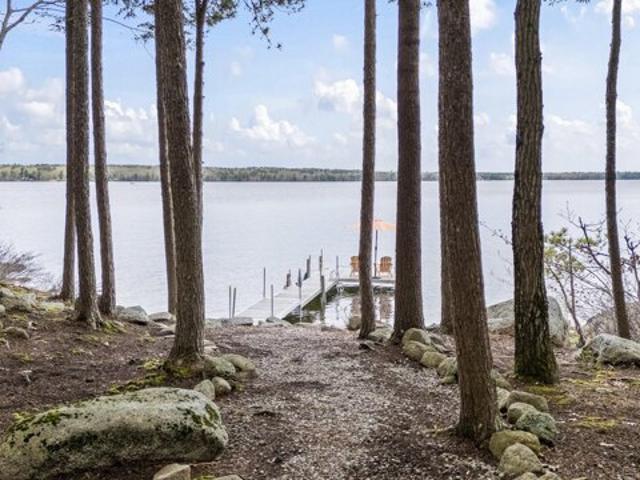 Ridge Rd, Frye Island, Home For Sale