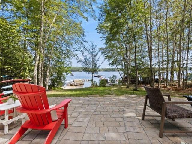 Ridge Rd, Frye Island, Home For Sale