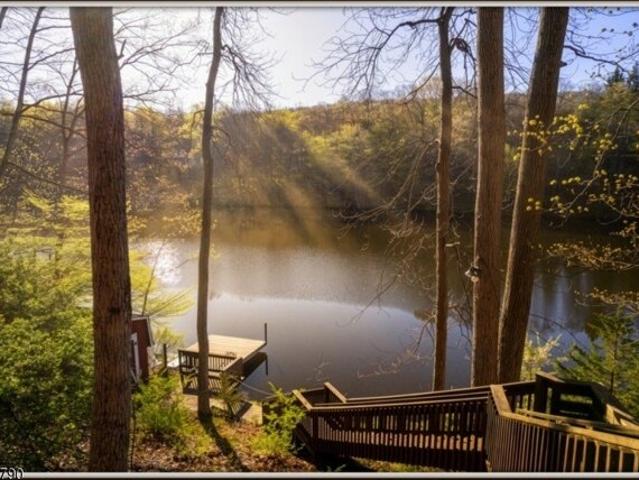 Ridge Rd, Hampton, Home For Sale