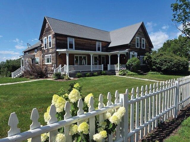 Ridge Rd, Hardwick, Farm House For