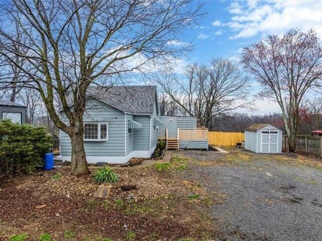 Ridge Road Ext, Ambridge, Home For Sale