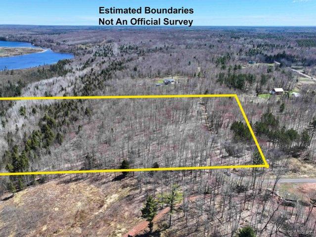 Ridgecrest Dr, Dollar Bay, MI 49922