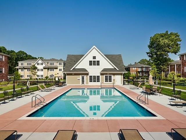 Ridgecrest Village 2 Bedroom Apartment for Rent at 5120 Washington St, Boston, MA 02132 Upper Washington Spring Street