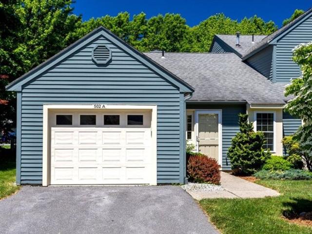 Ridgefield Cir Unit A, Clinton, Condo For Sale