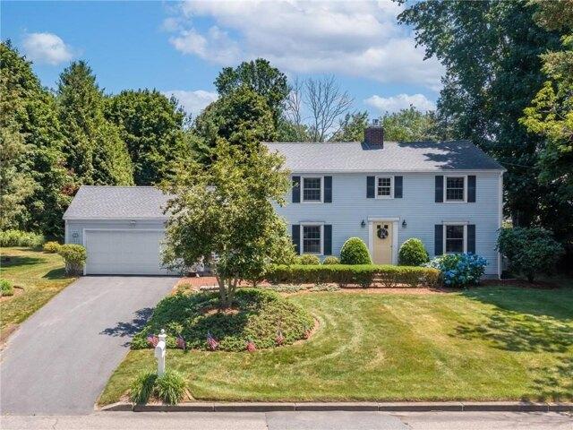 Ridgefield Dr, East Greenwich, Home For Sale