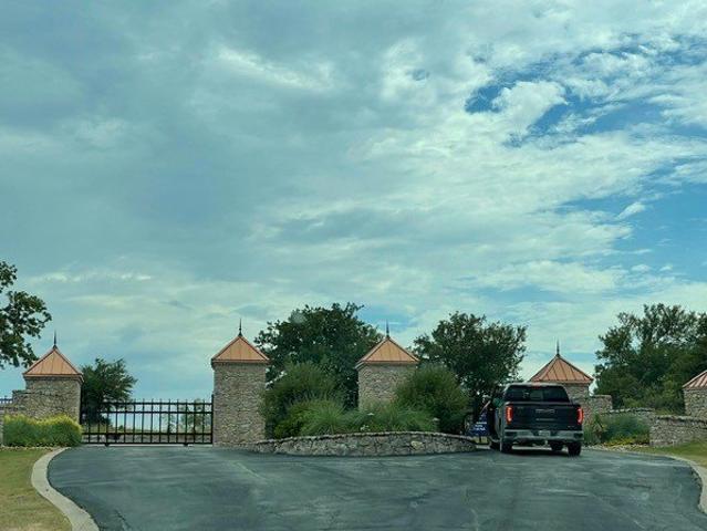 Ridgeline Dr Unit 203, Chico, TX 76431