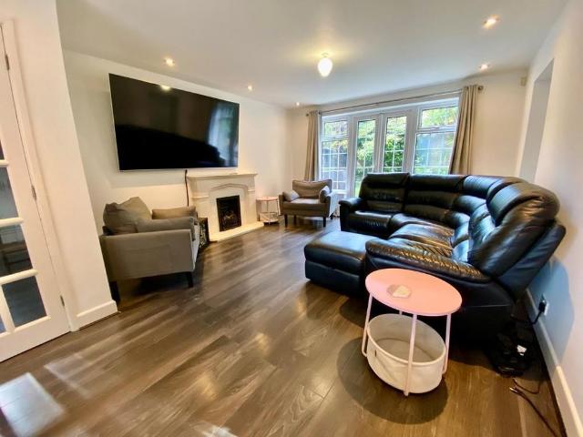 Ridgeway West Parley, BH22, Ferndown