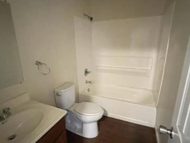 Ridgeway Apts 1 Bedroom Apartment for Rent at 757 Ridgeway Ave, Cincinnati, OH 45229 Avondale